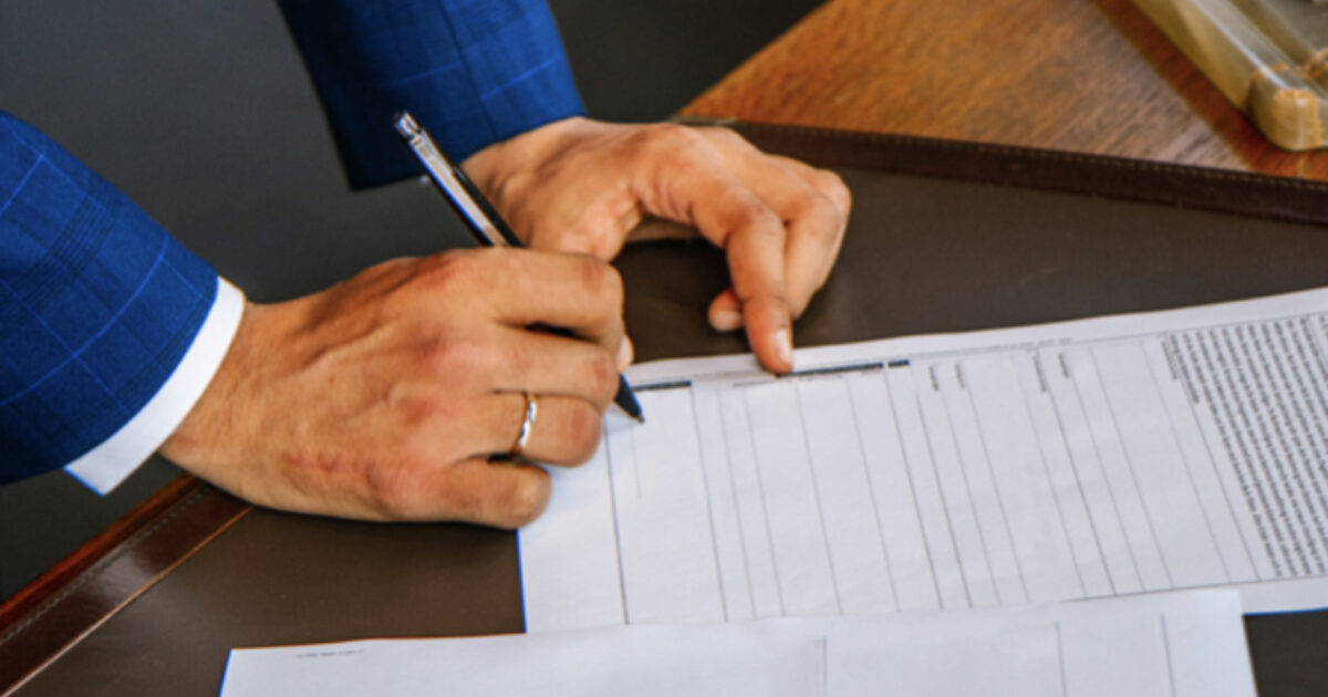 Steps For Signing a Contract During Due Diligence | Opes Partners
